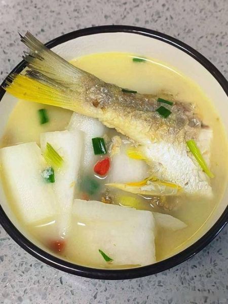 黄鱼汤的做法大全_黄鱼汤怎么做好喝又白-第2张图片-山城妙识 黄鱼汤的做法大全_黄鱼汤怎么做好喝又白-第2张图片-山城妙识