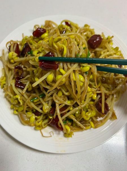 黄豆芽和什么菜搭配炒_家常做法窍门-第1张图片-山城妙识