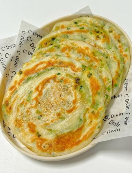 香葱油饼怎么做_为什么外酥里软-第2张图片-山城妙识 香葱油饼怎么做_为什么外酥里软-第2张图片-山城妙识