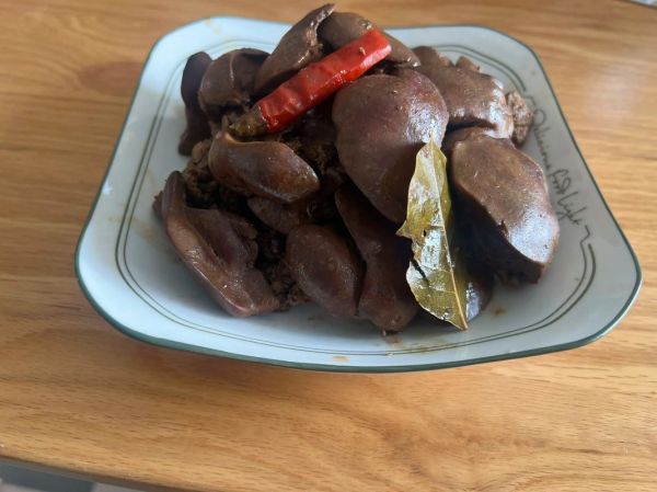 鸡肝怎么烧好吃又简单_鸡肝炒多久才嫩-第1张图片-山城妙识