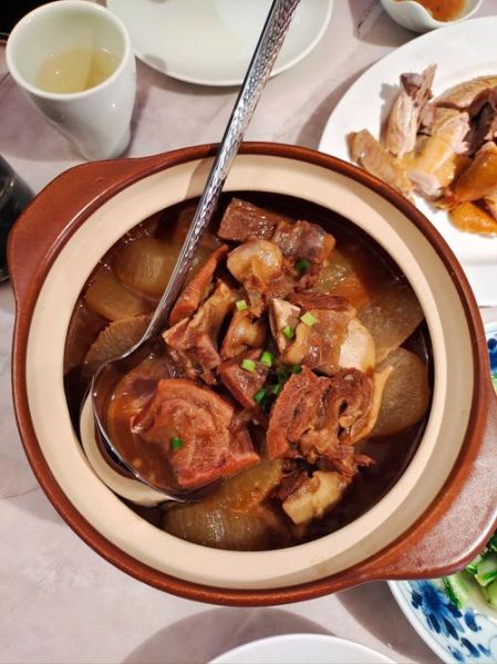 萝卜烧牛肉怎么做才软烂入味_萝卜烧牛肉用高压锅还是砂锅好-第2张图片-山城妙识