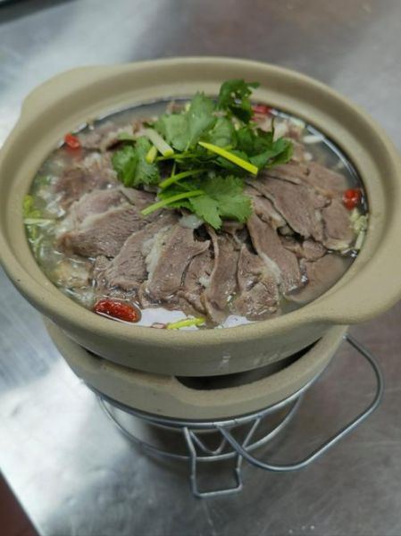 炖肉用什么锅最好_煲汤用什么锅最好-第2张图片-山城妙识 炖肉用什么锅最好_煲汤用什么锅最好-第2张图片-山城妙识