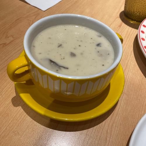 西式奶油蘑菇浓汤怎么做_奶油蘑菇浓汤做法窍门-第3张图片-山城妙识 西式奶油蘑菇浓汤怎么做_奶油蘑菇浓汤做法窍门-第3张图片-山城妙识