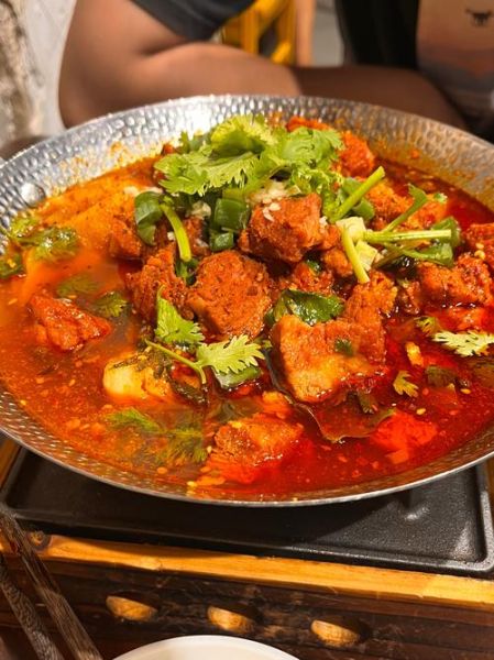 麻辣牛肉火锅怎么做_麻辣牛肉火锅底料哪个牌子好-第1张图片-山城妙识 麻辣牛肉火锅怎么做_麻辣牛肉火锅底料哪个牌子好-第1张图片-山城妙识