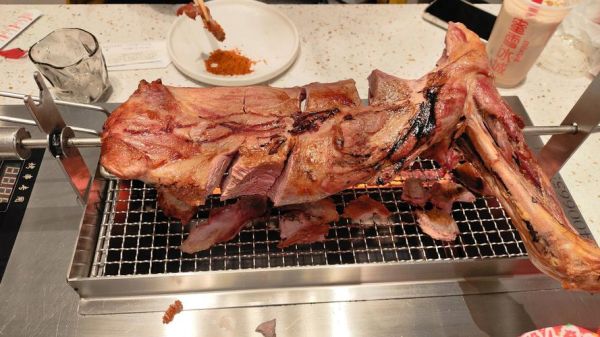 烤箱烤羊腿怎么做_烤箱烤羊腿温度时间-第1张图片-山城妙识 烤箱烤羊腿怎么做_烤箱烤羊腿温度时间-第1张图片-山城妙识