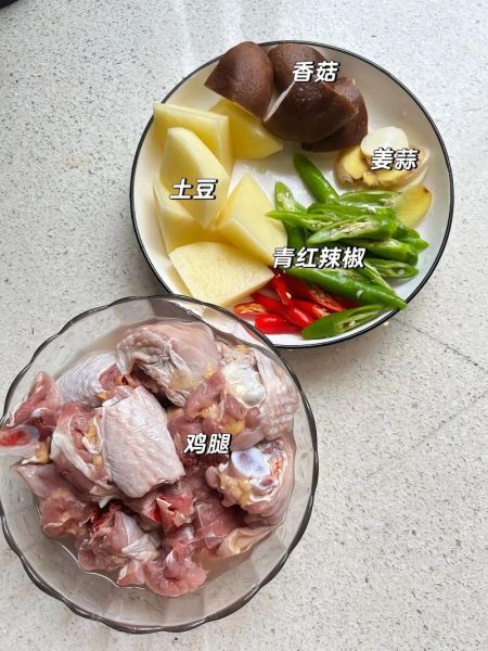 黄焖鸡块怎么做_黄焖鸡块最简单的做法-第1张图片-山城妙识 黄焖鸡块怎么做_黄焖鸡块最简单的做法-第1张图片-山城妙识