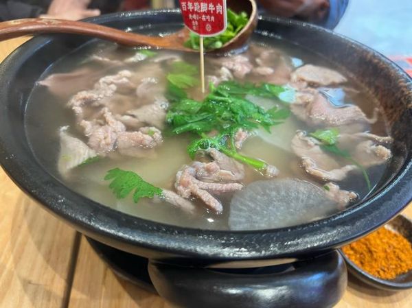 牛血汤怎么做_牛血汤的家常做法大全-第1张图片-山城妙识 牛血汤怎么做_牛血汤的家常做法大全-第1张图片-山城妙识
