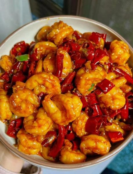 辣炒虾仁怎么做_辣炒虾仁用哪种辣椒最香-第1张图片-山城妙识 辣炒虾仁怎么做_辣炒虾仁用哪种辣椒最香-第1张图片-山城妙识
