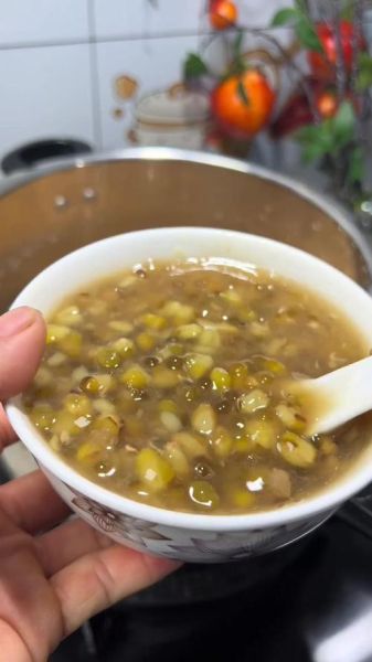绿豆西米粽怎么做_绿豆西米粽要煮多久-第3张图片-山城妙识 绿豆西米粽怎么做_绿豆西米粽要煮多久-第3张图片-山城妙识