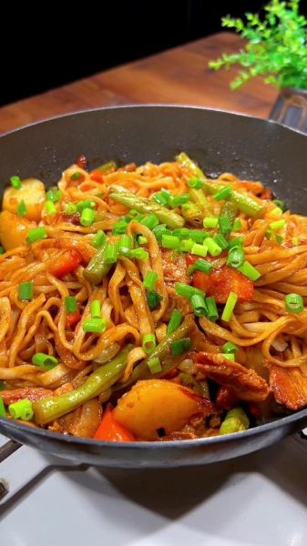 豆角焖面怎么做_正宗豆角焖面做法-第2张图片-山城妙识 豆角焖面怎么做_正宗豆角焖面做法-第2张图片-山城妙识