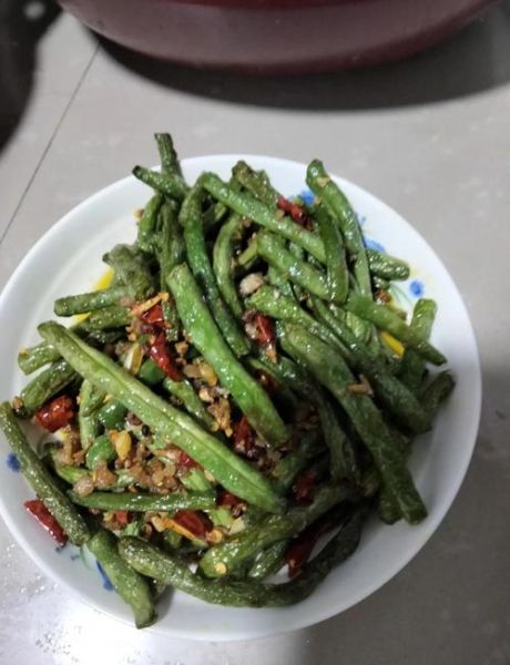 干煸四季豆怎么做_干煸四季豆家常做法-第1张图片-山城妙识 干煸四季豆怎么做_干煸四季豆家常做法-第1张图片-山城妙识