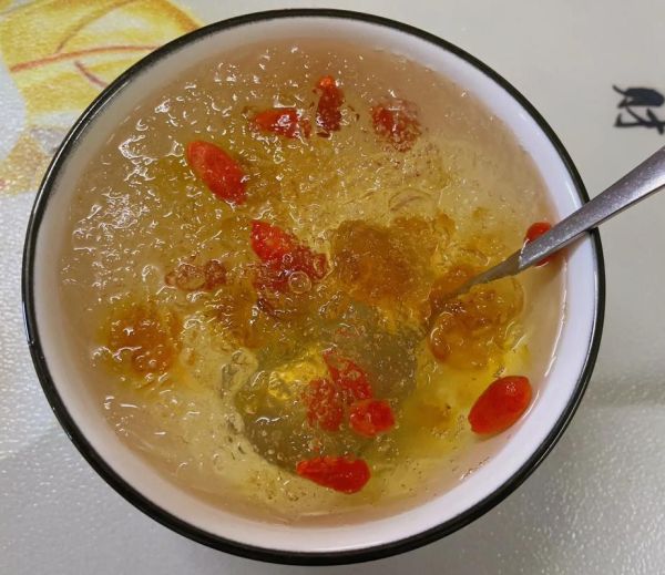 桃胶怎么煮好吃又营养_桃胶炖什么最滋补-第2张图片-山城妙识 桃胶怎么煮好吃又营养_桃胶炖什么最滋补-第2张图片-山城妙识