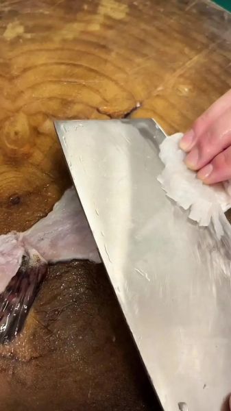 松鼠桂鱼怎么切_松鼠桂鱼刀工技巧-第1张图片-山城妙识 松鼠桂鱼怎么切_松鼠桂鱼刀工技巧-第1张图片-山城妙识