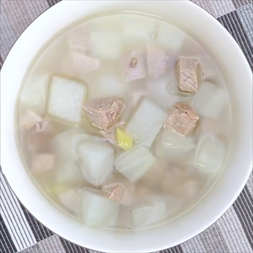 萝卜条汤怎么做好喝_萝卜条汤的家常做法-第1张图片-山城妙识 萝卜条汤怎么做好喝_萝卜条汤的家常做法-第1张图片-山城妙识