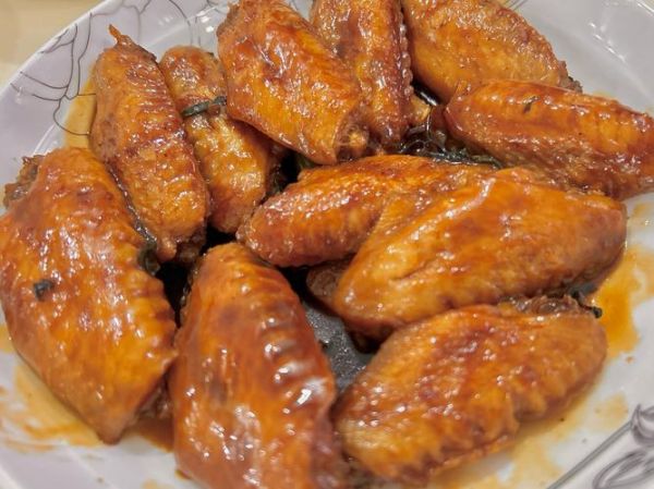 红烧鸡翅怎么腌制入味_红烧鸡翅腌制多久最好-第3张图片-山城妙识 红烧鸡翅怎么腌制入味_红烧鸡翅腌制多久最好-第3张图片-山城妙识