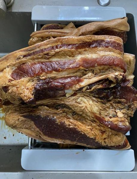 酱油腊肉怎么腌制_酱油腊肉腌制多久才入味-第1张图片-山城妙识
