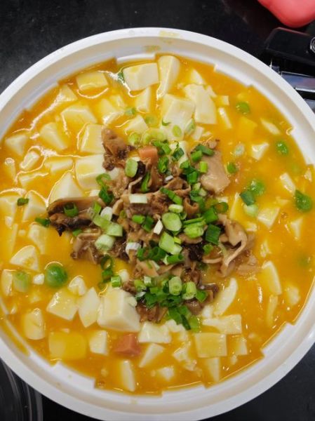 蟹黄豆腐怎么做_蟹黄豆腐家常做法-第2张图片-山城妙识 蟹黄豆腐怎么做_蟹黄豆腐家常做法-第2张图片-山城妙识