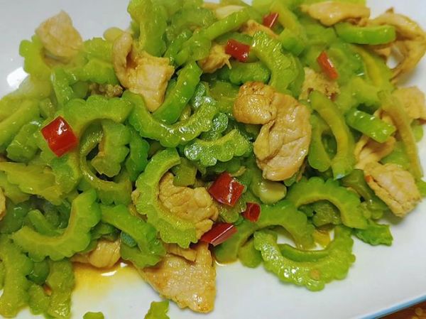 苦瓜炒什么菜好吃_苦瓜搭配什么炒不苦-第3张图片-山城妙识 苦瓜炒什么菜好吃_苦瓜搭配什么炒不苦-第3张图片-山城妙识