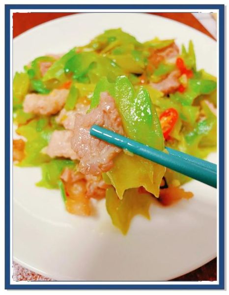苦瓜炒什么菜好吃_苦瓜搭配什么炒不苦-第2张图片-山城妙识 苦瓜炒什么菜好吃_苦瓜搭配什么炒不苦-第2张图片-山城妙识