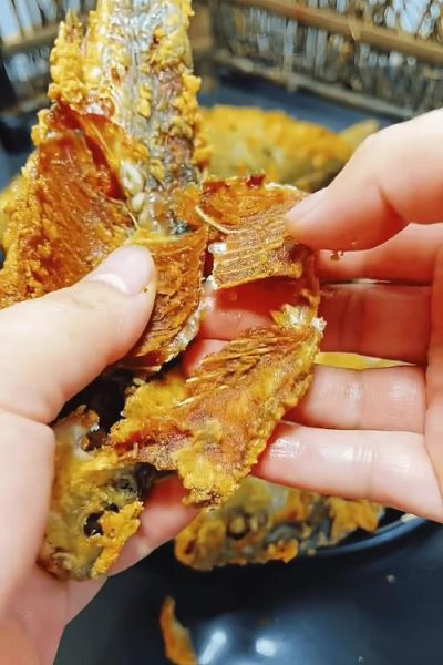 酥鲫鱼怎么做刺能吃_酥鲫鱼刺酥不扎人做法-第2张图片-山城妙识 酥鲫鱼怎么做刺能吃_酥鲫鱼刺酥不扎人做法-第2张图片-山城妙识