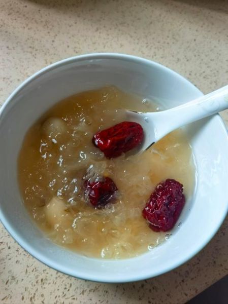 银耳汤怎么煮出胶_银耳出胶的窍门-第2张图片-山城妙识 银耳汤怎么煮出胶_银耳出胶的窍门-第2张图片-山城妙识