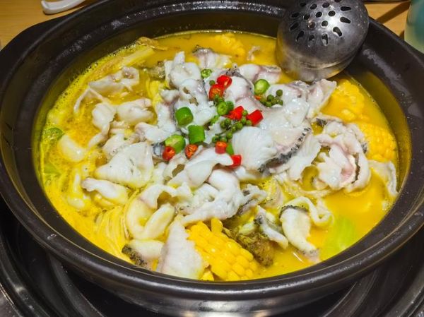 酸菜鱼头火锅怎么做_酸菜鱼头火锅底料选哪种-第2张图片-山城妙识