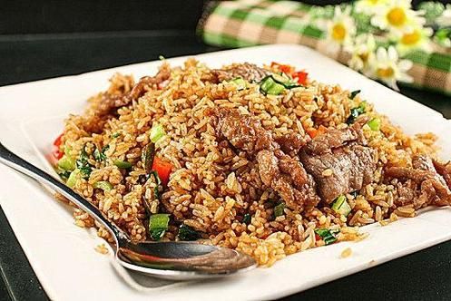 黑椒牛肉炒饭怎么做_黑椒牛肉炒饭热量高吗-第3张图片-山城妙识 黑椒牛肉炒饭怎么做_黑椒牛肉炒饭热量高吗-第3张图片-山城妙识