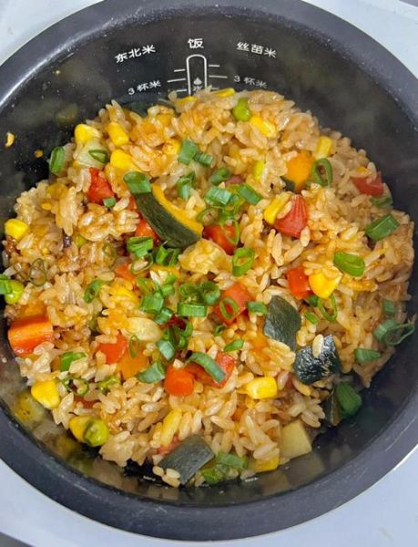 电饭煲香肠焖饭怎么做_香肠焖饭水米比例-第1张图片-山城妙识 电饭煲香肠焖饭怎么做_香肠焖饭水米比例-第1张图片-山城妙识