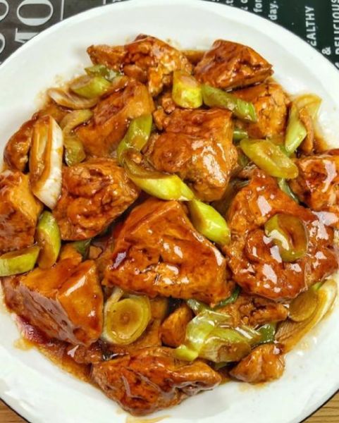葱爆豆腐怎么做_葱爆豆腐家常做法-第2张图片-山城妙识 葱爆豆腐怎么做_葱爆豆腐家常做法-第2张图片-山城妙识