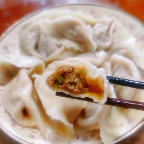 羊肉水饺怎么煮不破皮_羊肉水饺煮多久才熟-第1张图片-山城妙识 羊肉水饺怎么煮不破皮_羊肉水饺煮多久才熟-第1张图片-山城妙识