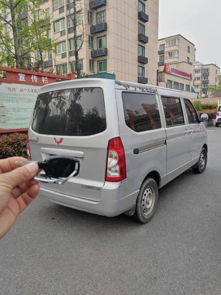 二手面包车价格一般多少钱_买二手面包车需要注意什么-第2张图片-山城妙识 二手面包车价格一般多少钱_买二手面包车需要注意什么-第2张图片-山城妙识