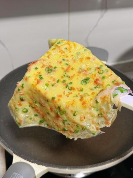葱花煎蛋饼怎么做才蓬松_葱花煎蛋饼怎么做好吃-第1张图片-山城妙识 葱花煎蛋饼怎么做才蓬松_葱花煎蛋饼怎么做好吃-第1张图片-山城妙识