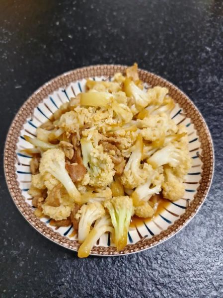 菜花炒肉怎么做好吃又简单_菜花炒肉的家常做法-第3张图片-山城妙识 菜花炒肉怎么做好吃又简单_菜花炒肉的家常做法-第3张图片-山城妙识