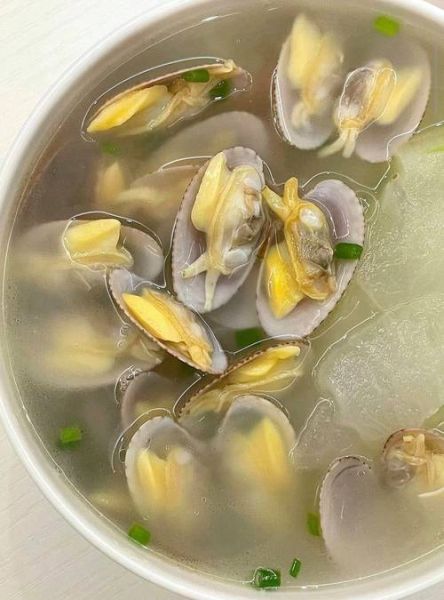 三鲜花甲汤怎么做_花甲汤去沙技巧-第3张图片-山城妙识 三鲜花甲汤怎么做_花甲汤去沙技巧-第3张图片-山城妙识