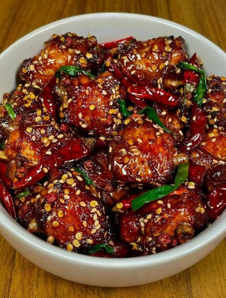 麻辣香锅鸡翅怎么腌制_鸡翅怎么炸才外酥里嫩-第1张图片-山城妙识 麻辣香锅鸡翅怎么腌制_鸡翅怎么炸才外酥里嫩-第1张图片-山城妙识