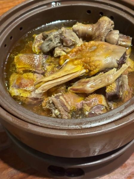 鸭肉和什么一起煲汤好_鸭肉煲汤最佳搭配-第1张图片-山城妙识