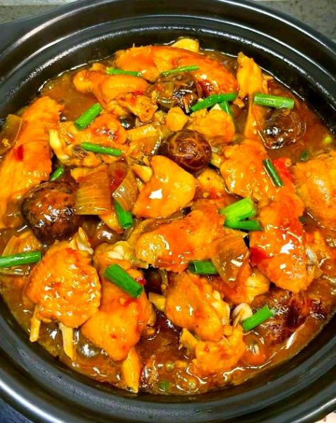 小鸡炖蘑菇清炖怎么做_清炖小鸡炖蘑菇用干蘑菇还是鲜蘑菇-第2张图片-山城妙识 小鸡炖蘑菇清炖怎么做_清炖小鸡炖蘑菇用干蘑菇还是鲜蘑菇-第2张图片-山城妙识