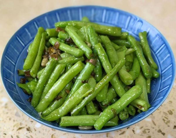 长豆角怎么炒好吃_长豆角要焯水吗-第1张图片-山城妙识 长豆角怎么炒好吃_长豆角要焯水吗-第1张图片-山城妙识