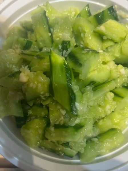 蒜泥黄瓜怎么做才脆_蒜泥黄瓜的做法窍门-第3张图片-山城妙识 蒜泥黄瓜怎么做才脆_蒜泥黄瓜的做法窍门-第3张图片-山城妙识