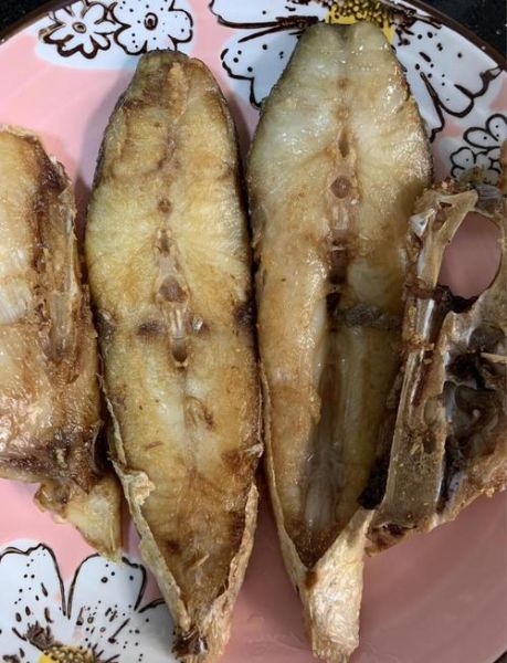 鱼皮不粘锅的方法_煎鱼不破皮技巧-第3张图片-山城妙识