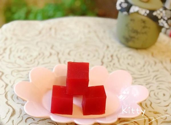 自制山楂糕家常做法大全_山楂糕怎么保存不变硬-第1张图片-山城妙识