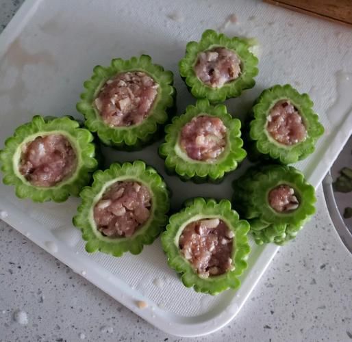 苦瓜酿肉蒸多久才熟_苦瓜酿肉要蒸多长时间-第1张图片-山城妙识 苦瓜酿肉蒸多久才熟_苦瓜酿肉要蒸多长时间-第1张图片-山城妙识