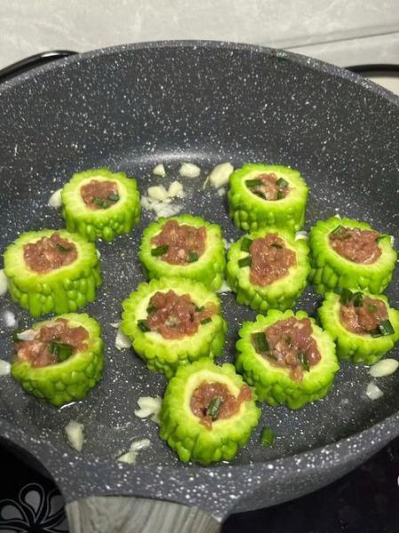 苦瓜酿肉蒸多久才熟_苦瓜酿肉要蒸多长时间-第2张图片-山城妙识 苦瓜酿肉蒸多久才熟_苦瓜酿肉要蒸多长时间-第2张图片-山城妙识