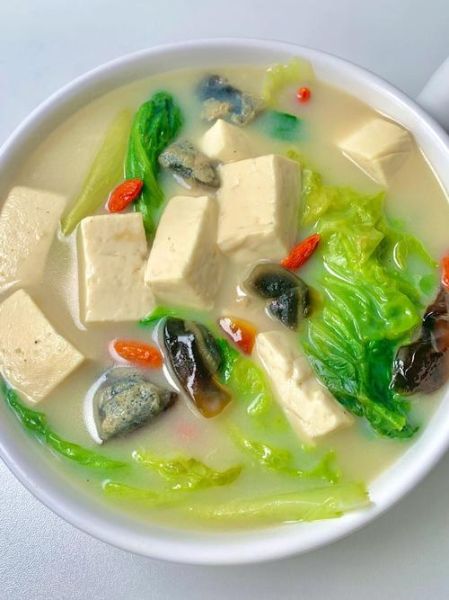青菜豆腐汤减肥吗_热量多少-第1张图片-山城妙识 青菜豆腐汤减肥吗_热量多少-第1张图片-山城妙识
