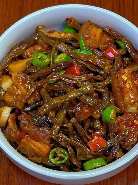 干煸豆角炒肉怎么做_干煸豆角炒肉用啥肉最好-第1张图片-山城妙识 干煸豆角炒肉怎么做_干煸豆角炒肉用啥肉最好-第1张图片-山城妙识