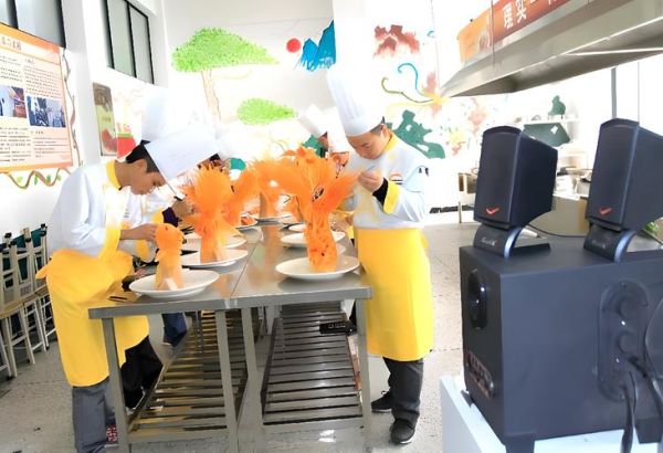 中西式面点主要学什么_学面点需要掌握哪些技能-第2张图片-山城妙识 中西式面点主要学什么_学面点需要掌握哪些技能-第2张图片-山城妙识