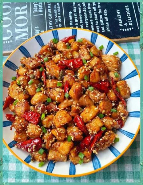 辣子鸡丁怎么做_辣子鸡丁的家常做法-第1张图片-山城妙识
