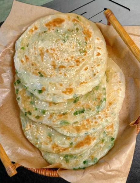 葱花油饼怎么做又软又好吃_葱花油饼的做法步骤-第2张图片-山城妙识 葱花油饼怎么做又软又好吃_葱花油饼的做法步骤-第2张图片-山城妙识