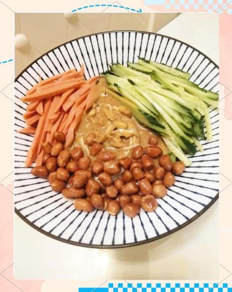 芝麻酱凉面怎么做_芝麻酱凉面需要焯水吗-第3张图片-山城妙识