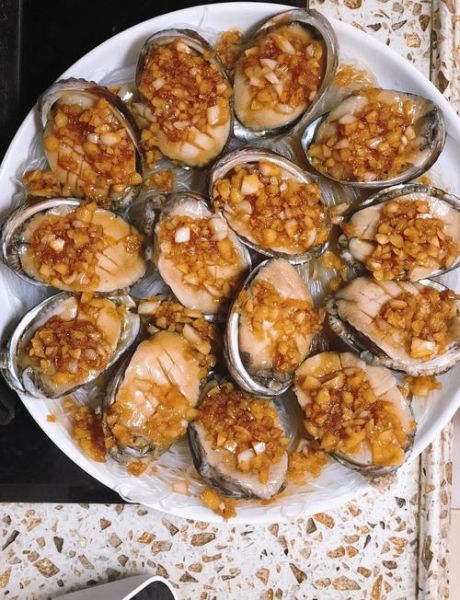 蒜蓉蒸鲍鱼怎么做_蒜蓉蒸鲍鱼的家常做法-第2张图片-山城妙识